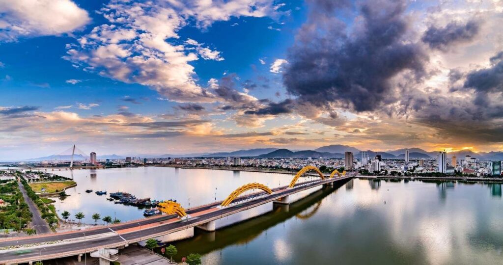 【2025】ダナン大聖堂を徹底解説！ベトナムでSNS映え必至の観光地