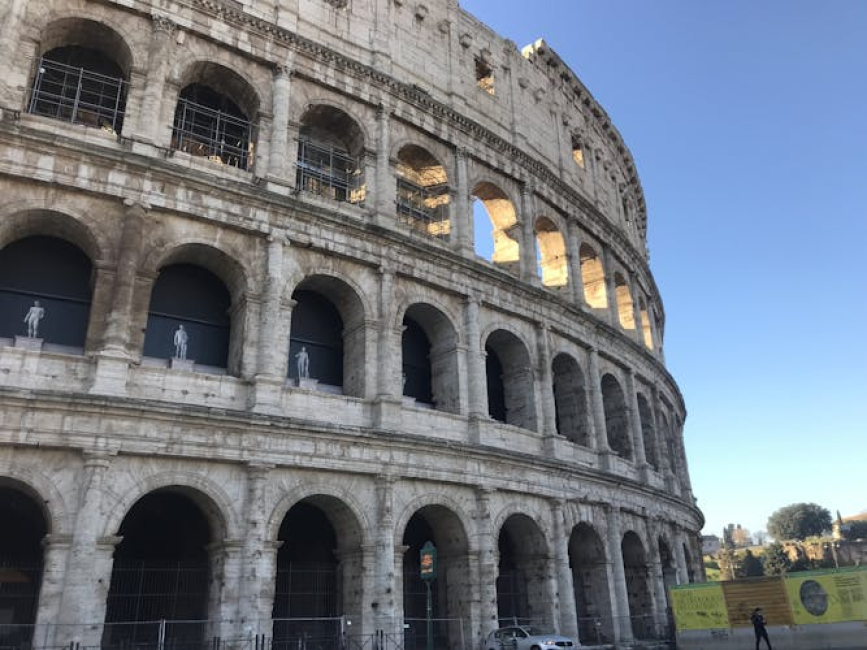 イタリアの世界遺産コロッセオを徹底解説｜歴史的背景や見どころを紹介