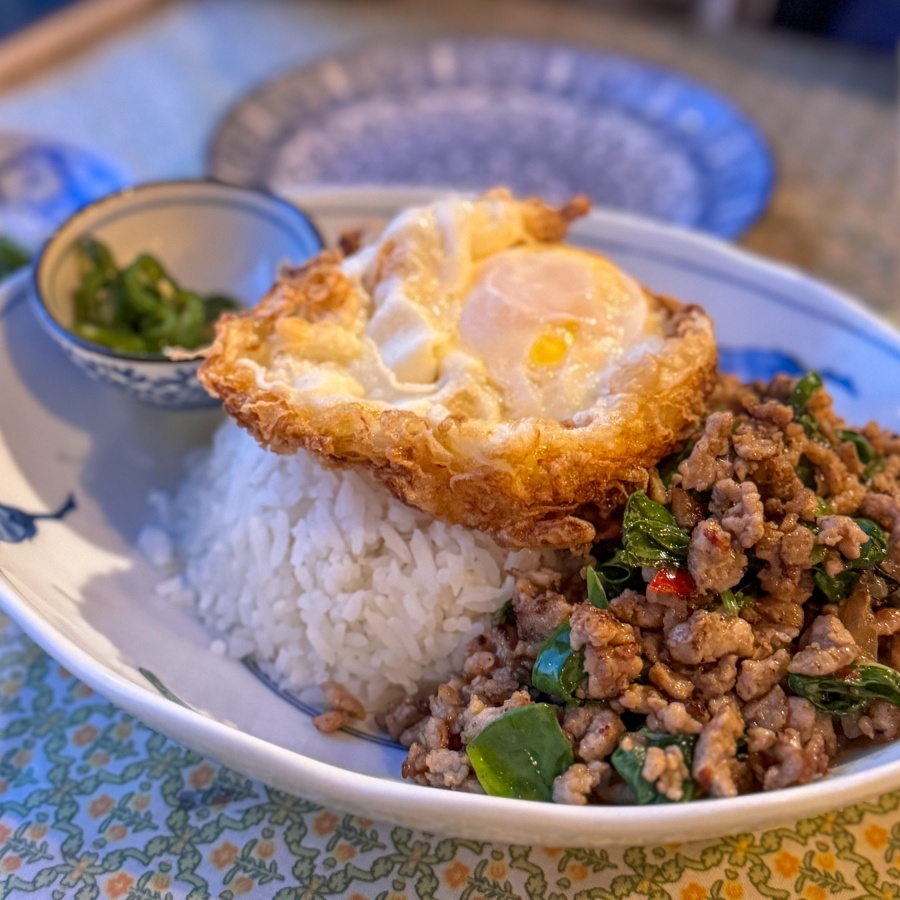 웨이팅 필수! 내돈내산 해방촌 맛집 BEST 4 - KKday Korea 공식 블로그