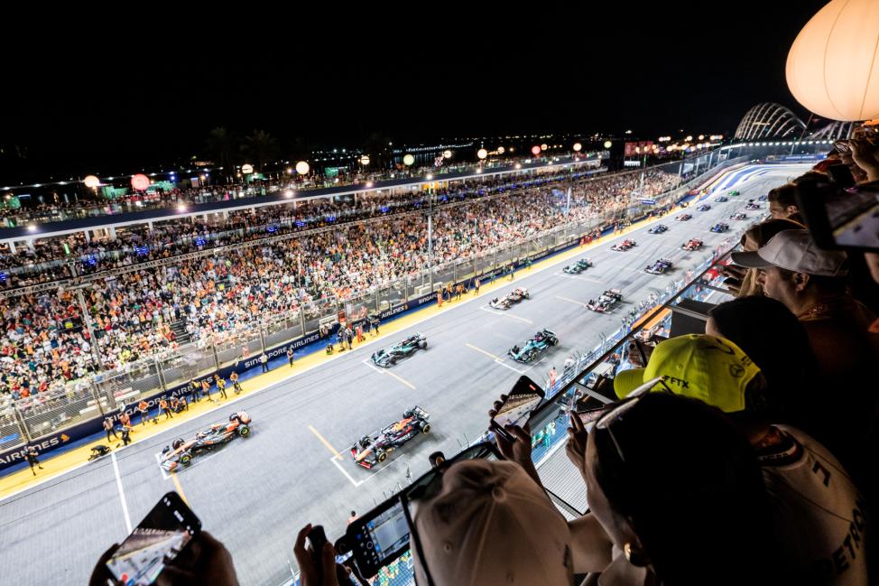 แฟนๆ รถแข่งฟอร์มูล่าวัน เตรียมจองบัตรไปชมความมันส์กับการแข่งขัน F1 ...