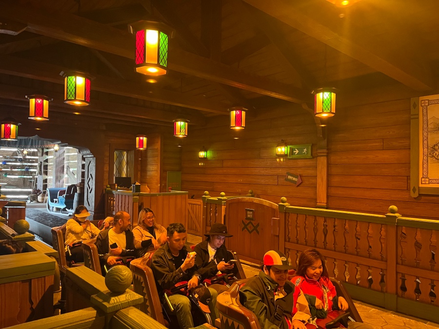 【香港迪士尼樂園攻略】2024香港迪士尼門票、萬聖節精彩活動